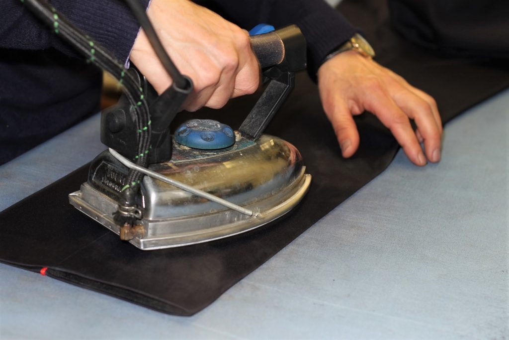 ⚠️⚠️⚠️OFFRE D'EMPLOI: Employé de repassage et finition en industrie ...